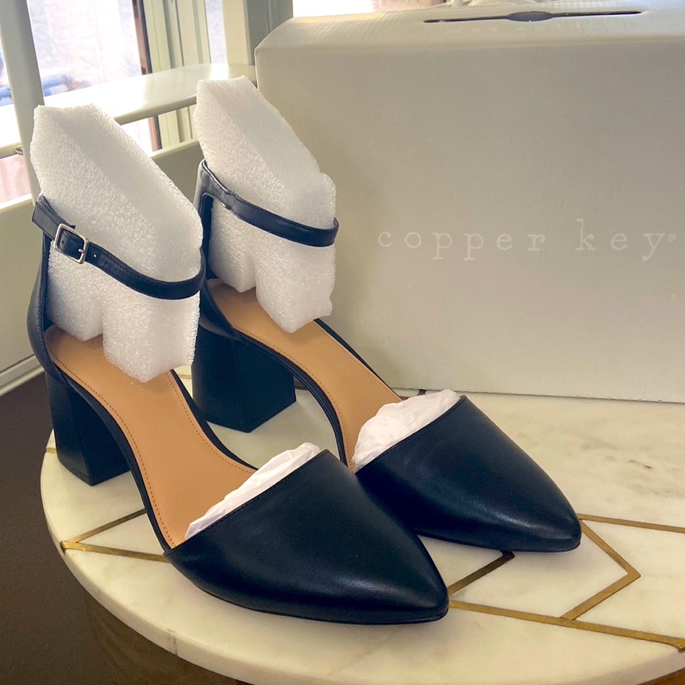 Copper Key Stylish Patent Block Heel Pointed Toe Pumps - Gem